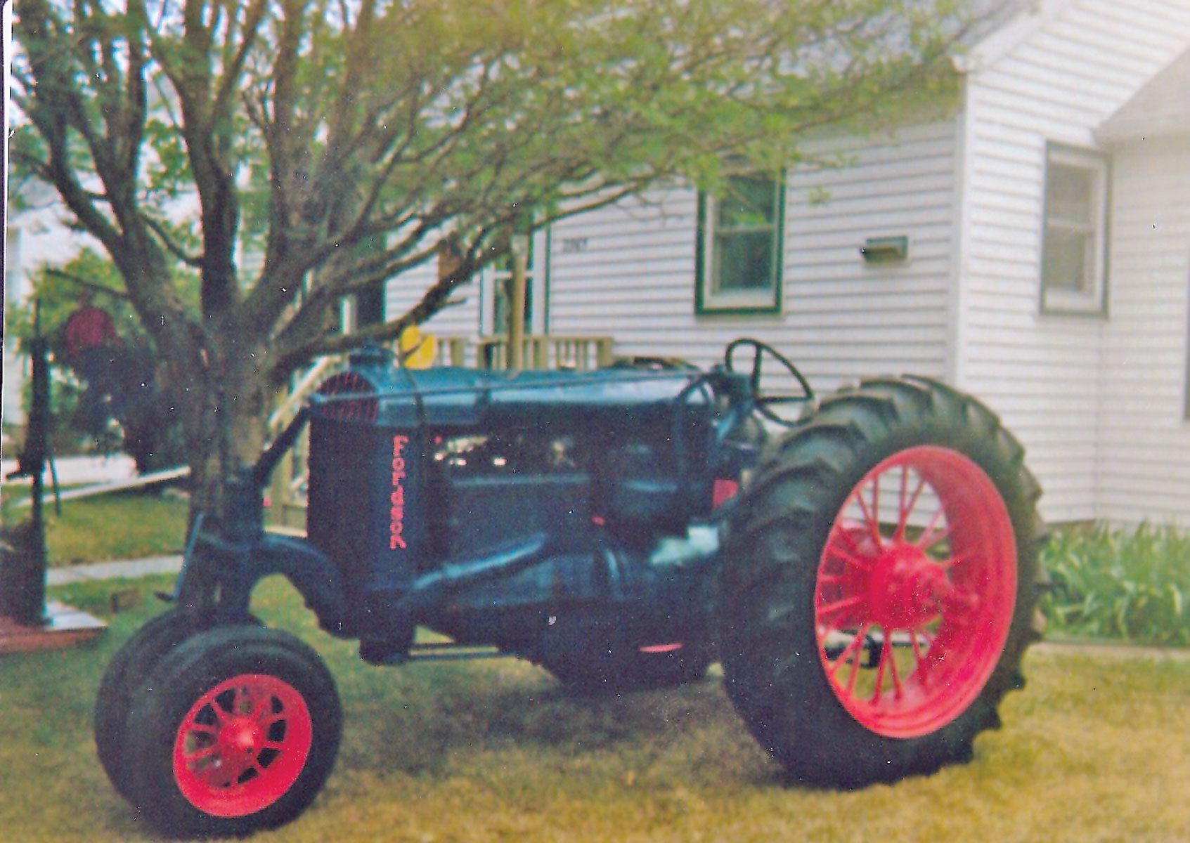 Restoring a Special Fordson - Farm Collector